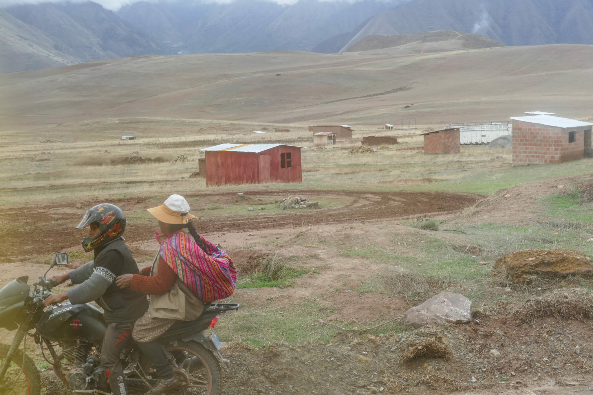 Maras PERU TOUR a scenic town that makes salt